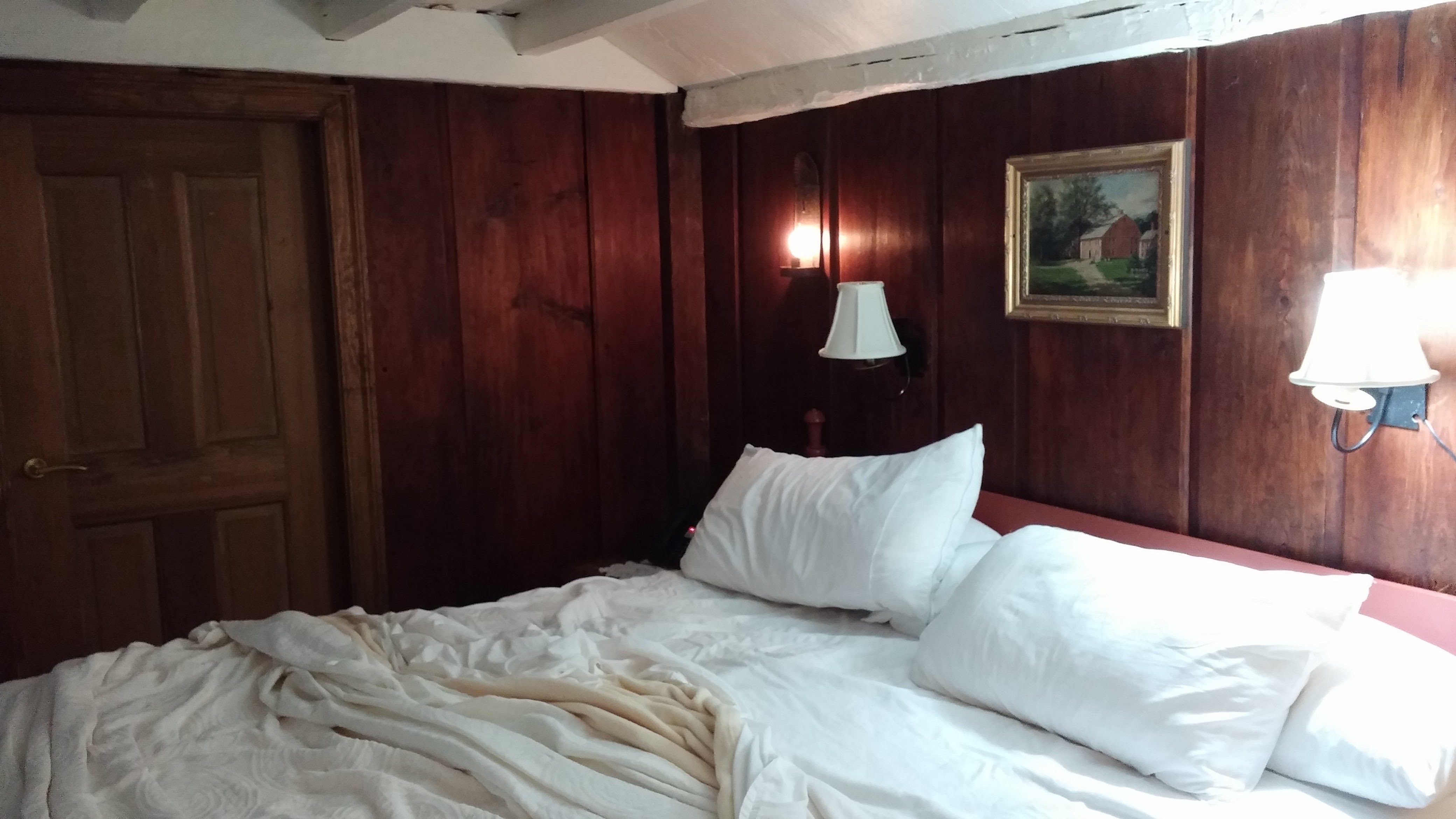 The Longfellow’s Wayside Inn – Designing Mimi